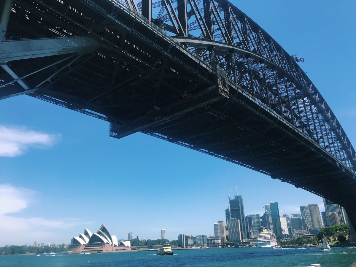 Firefly Sydney to Melbourne Bus Review – Passport Please